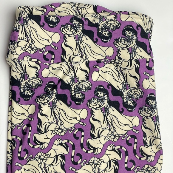 LuLaRoe | Pants & Jumpsuits | Lularoe Tc2 Disney Leggings Aladdin ...